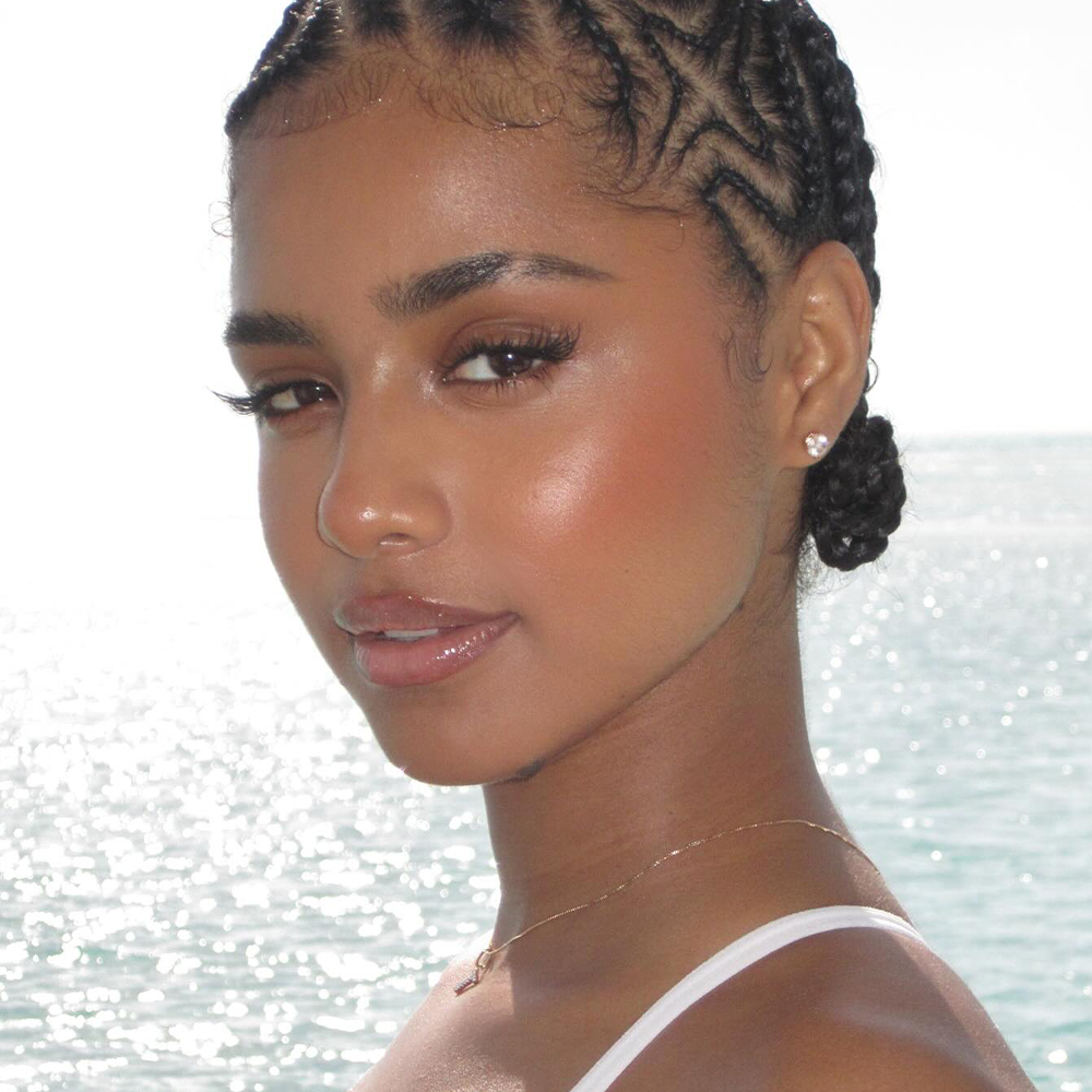 Eyebrow Slit: A Look Back on Trend & How to DIY It